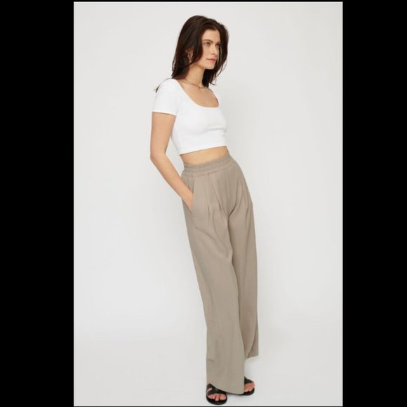 Dynamite | Pants & Jumpsuits | Nwt Dynamite Ultra High Waisted Heidi ...